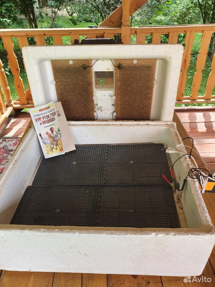 Инкубатор "Идеальная Несушка"