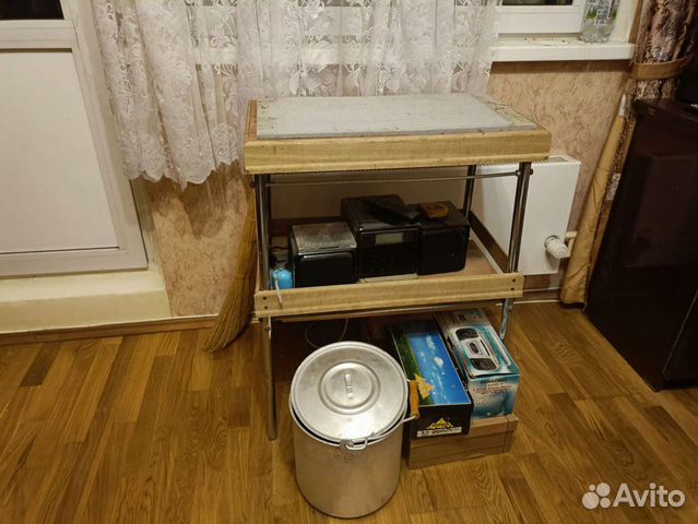 Столик под аквариум или ещё что