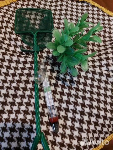 Термометр, сачок, иск. водоросль для аквариума